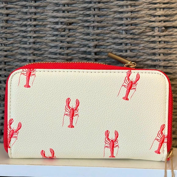 thirty-one | Bags | Thirtyone Lobster Print Wallet With Red Accents ...